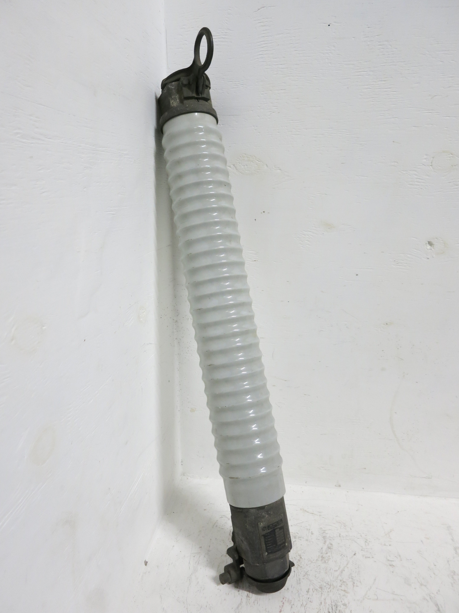 S&C 86154R2 SM-5 Power Fuse Holder 300E Amp 34.5-38 kV SM5 300A 38kV (DW5141-1) - River City ...